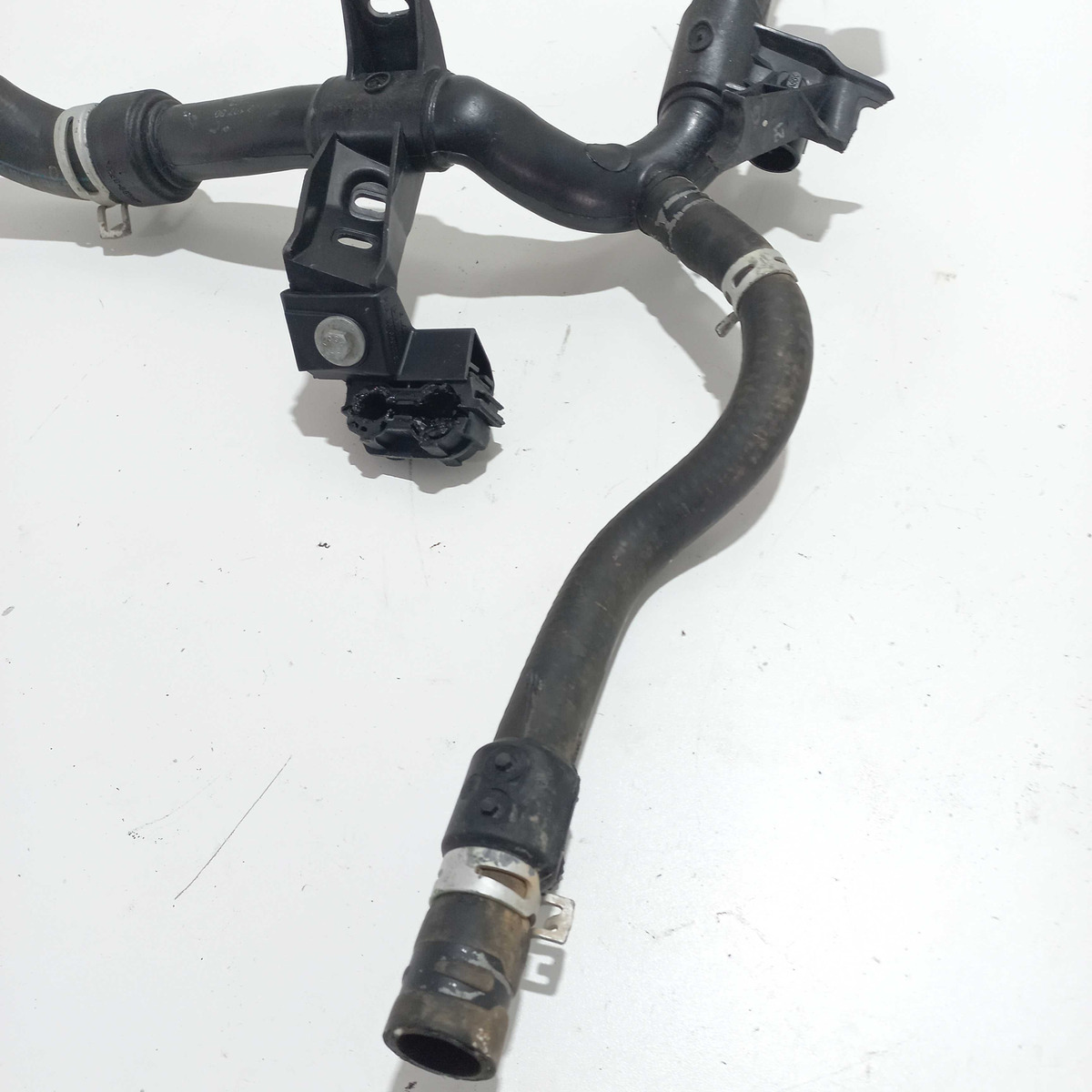 Carcaça Válvula Termostática Tubo Agua Peugeot 206